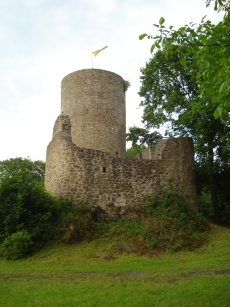 Schlösser Burgen und Ruinen um Waldeck am Edersee